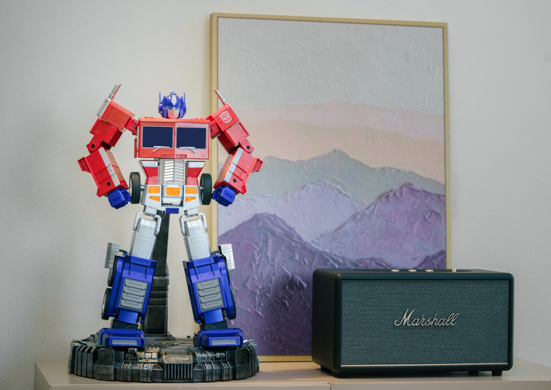 Robosen Transformers AI Base Charging Stand for Flagship / Elite Optim